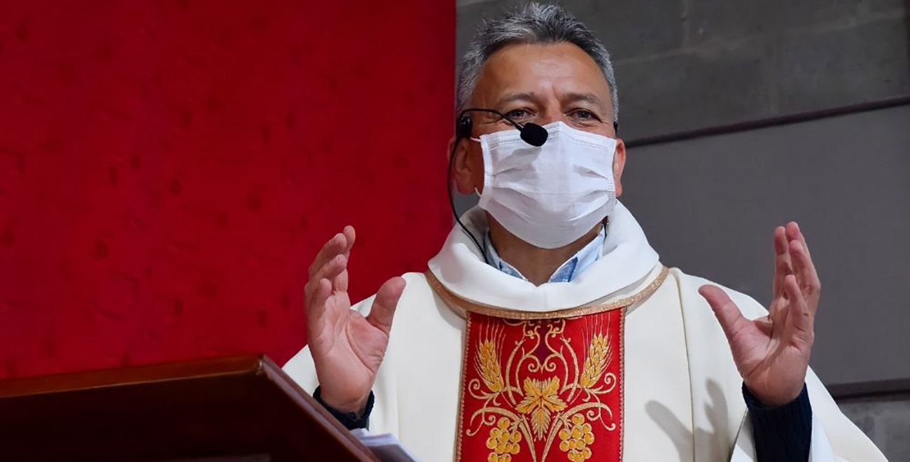 Mes de las misiones y aniversario ordenación sacerdotal Padre Juan ...